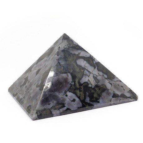 Pyramide gabbro merlinite de Madagascar